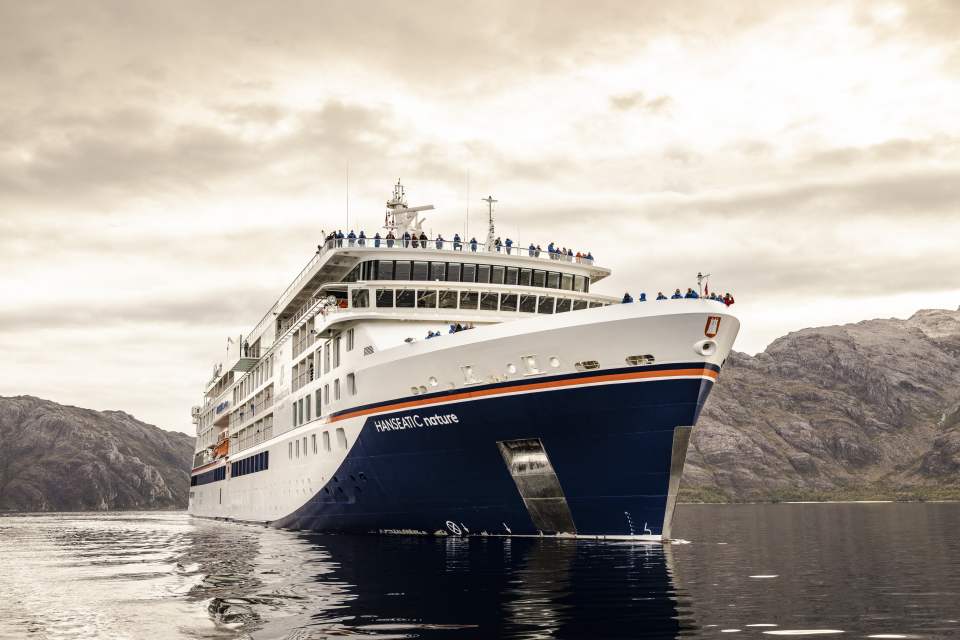 HANSEATIC nature Kreuzfahrt am 11.02.2028 für 15 Nächte