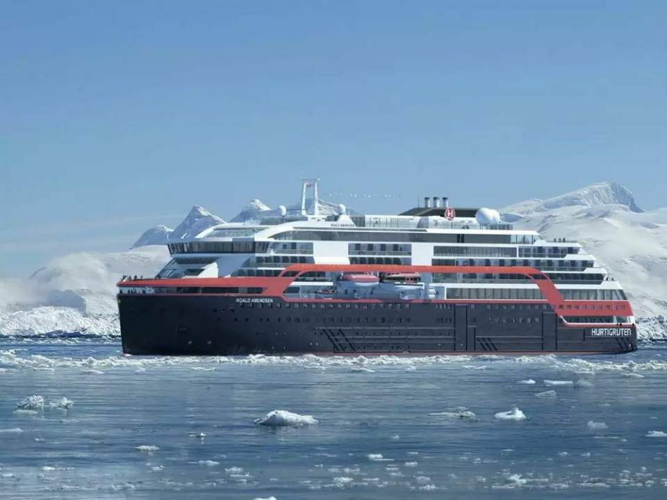 Hurtigruten Expeditions - 20 Nächte - Arctic Canada and Greenland Expedition – Circumnavigating ...